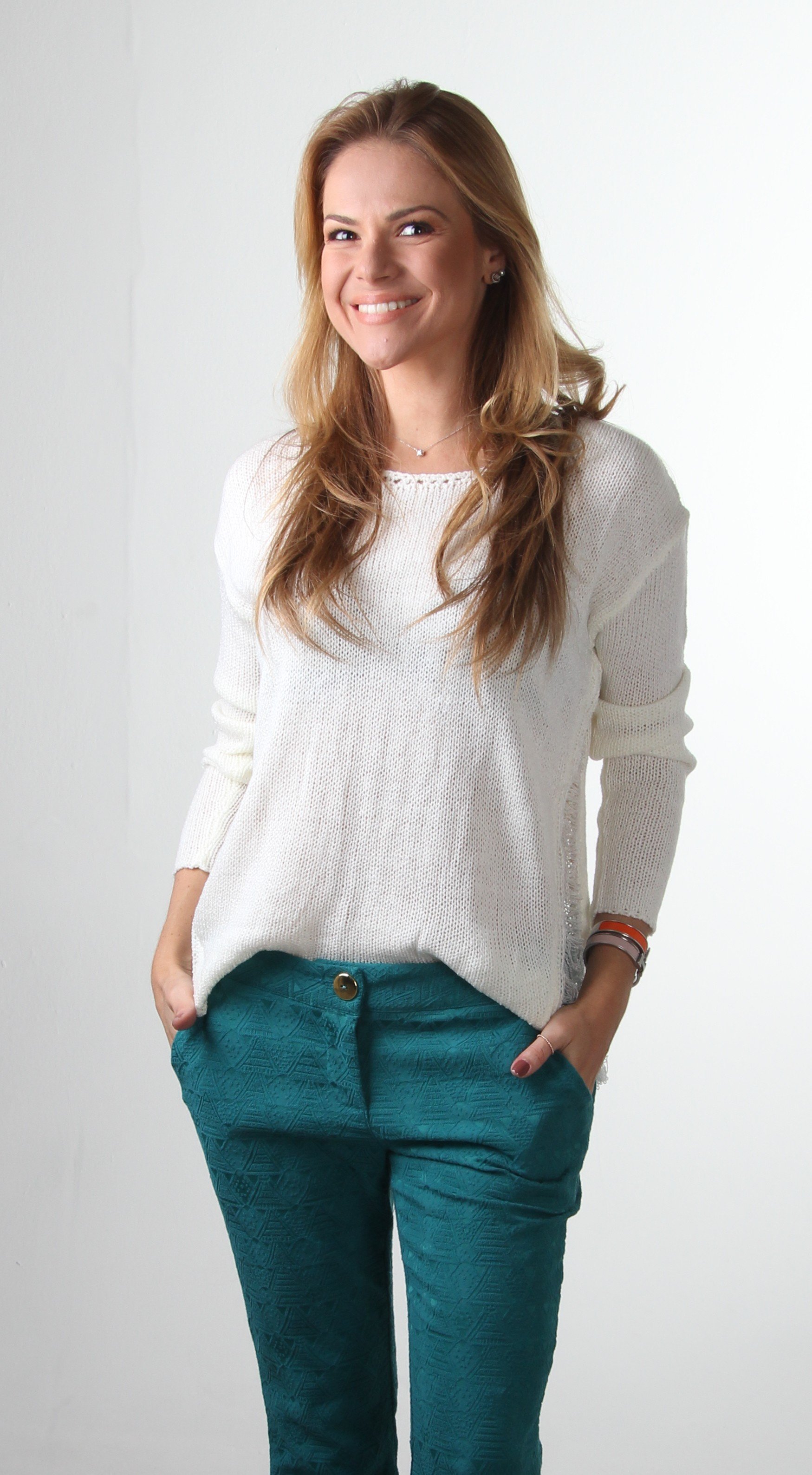 Carol Minhoto - TV Gazeta - Você por perto. Tudo certo!