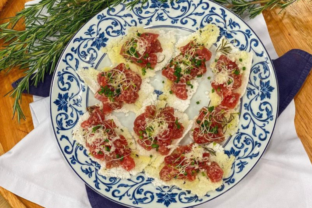 Nachos de Tapioca com Atum fresco marinado - Receita - TV Gazeta