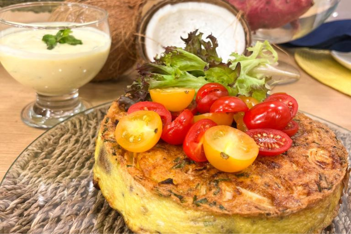 Delícias na Airfryer: Tortilla espanhola com salada tropical - TV ...