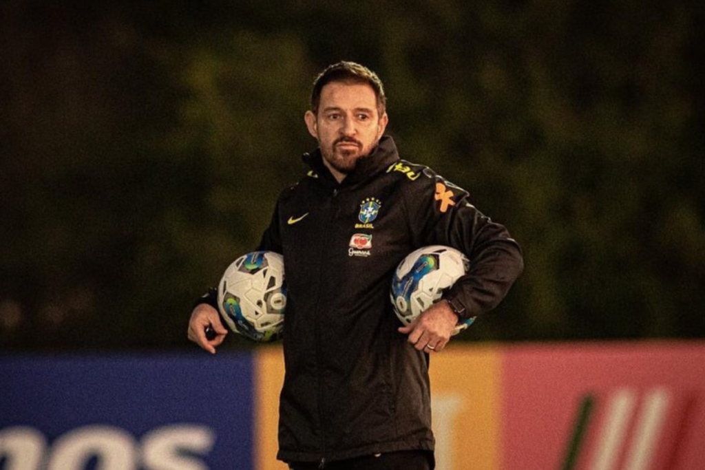 Ramon Menezes deve usar base deixada por Tite na Seleção Brasileira ...