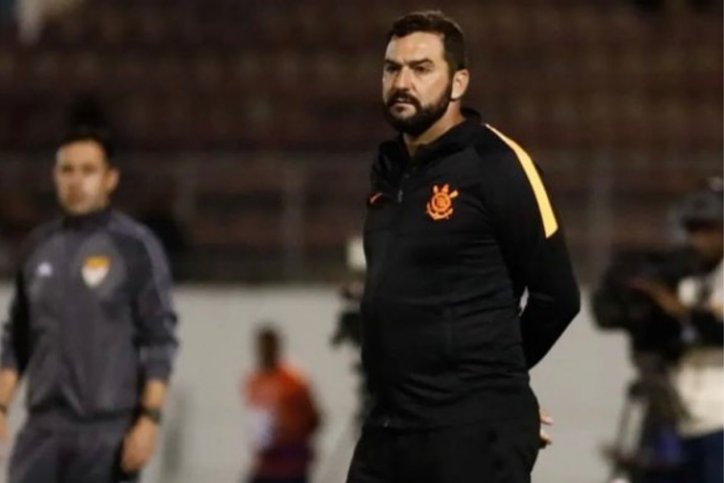 Exclusivo Corinthians Tem Um Time Bem Equilibrado Opina Danilo Tv