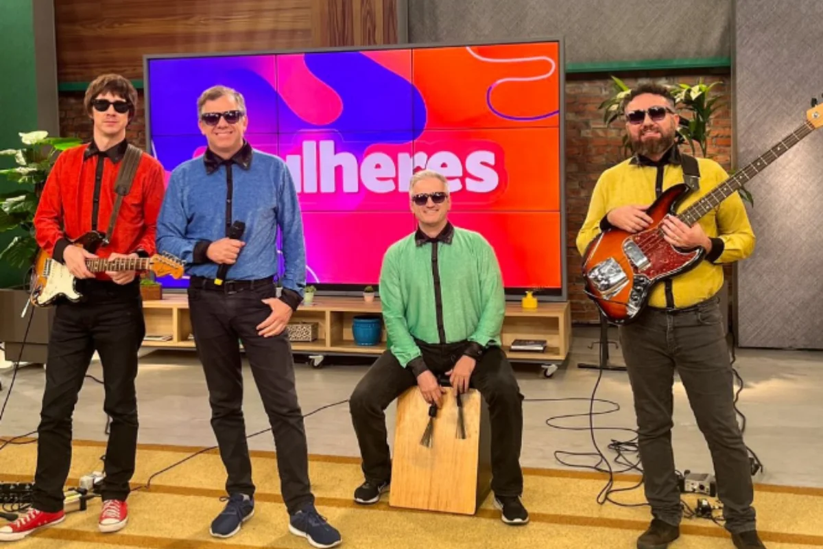 Leoni canta sucessos de sua carreira - TV Gazeta - Você por perto. Tudo ...