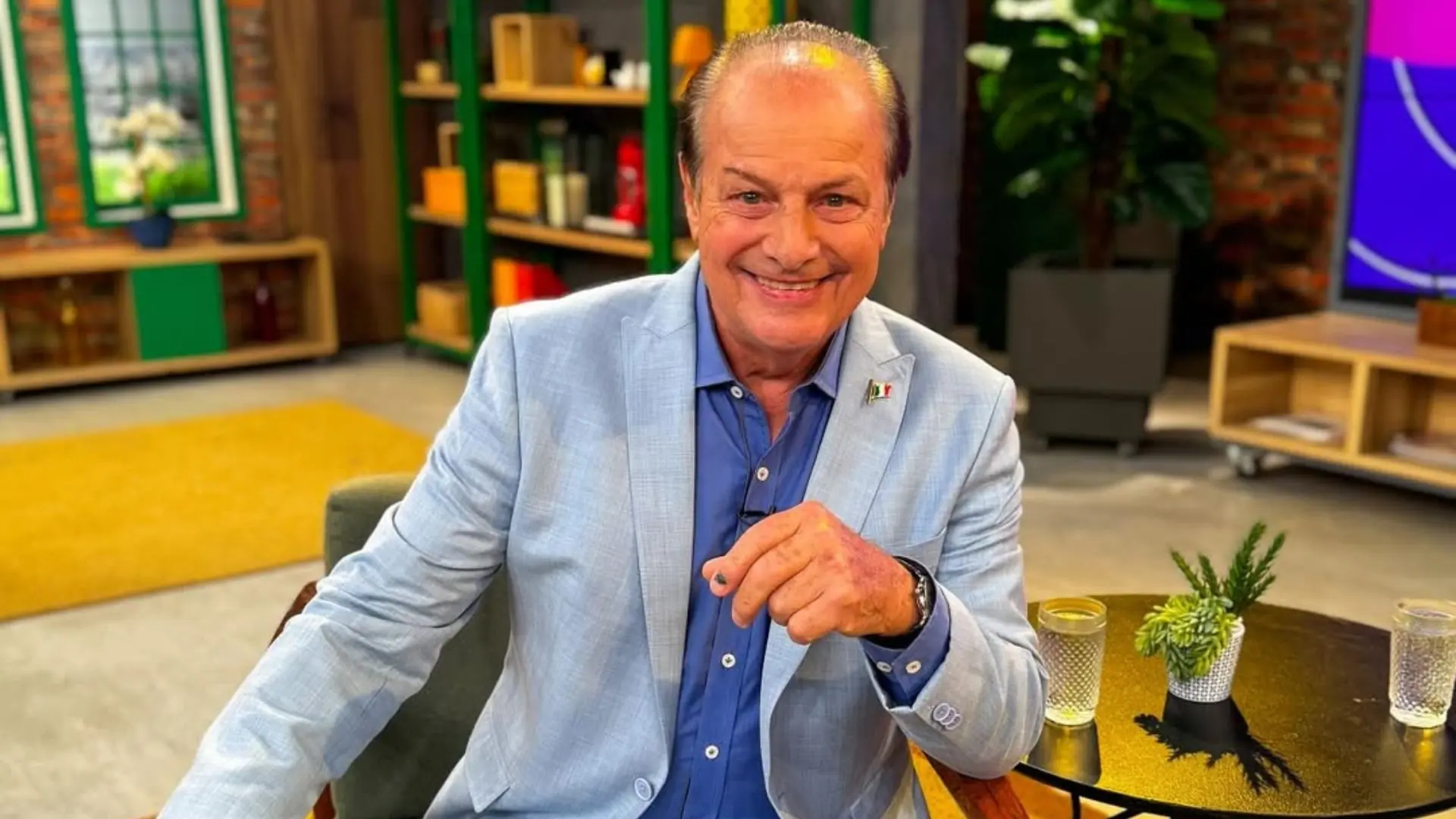 Bate papo incrível com o cantor Tony Angeli - TV Gazeta - Você por ...